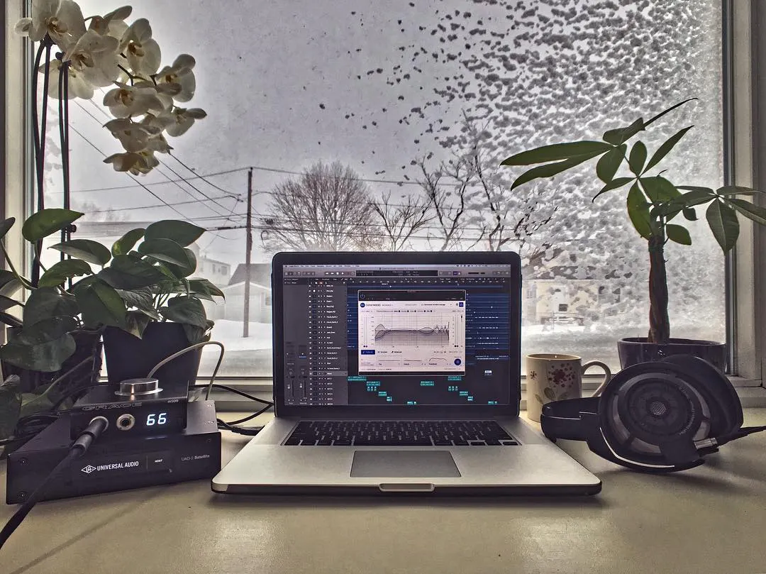 How To Improve Your Mixes With Master Bus Compression And Saturation ...