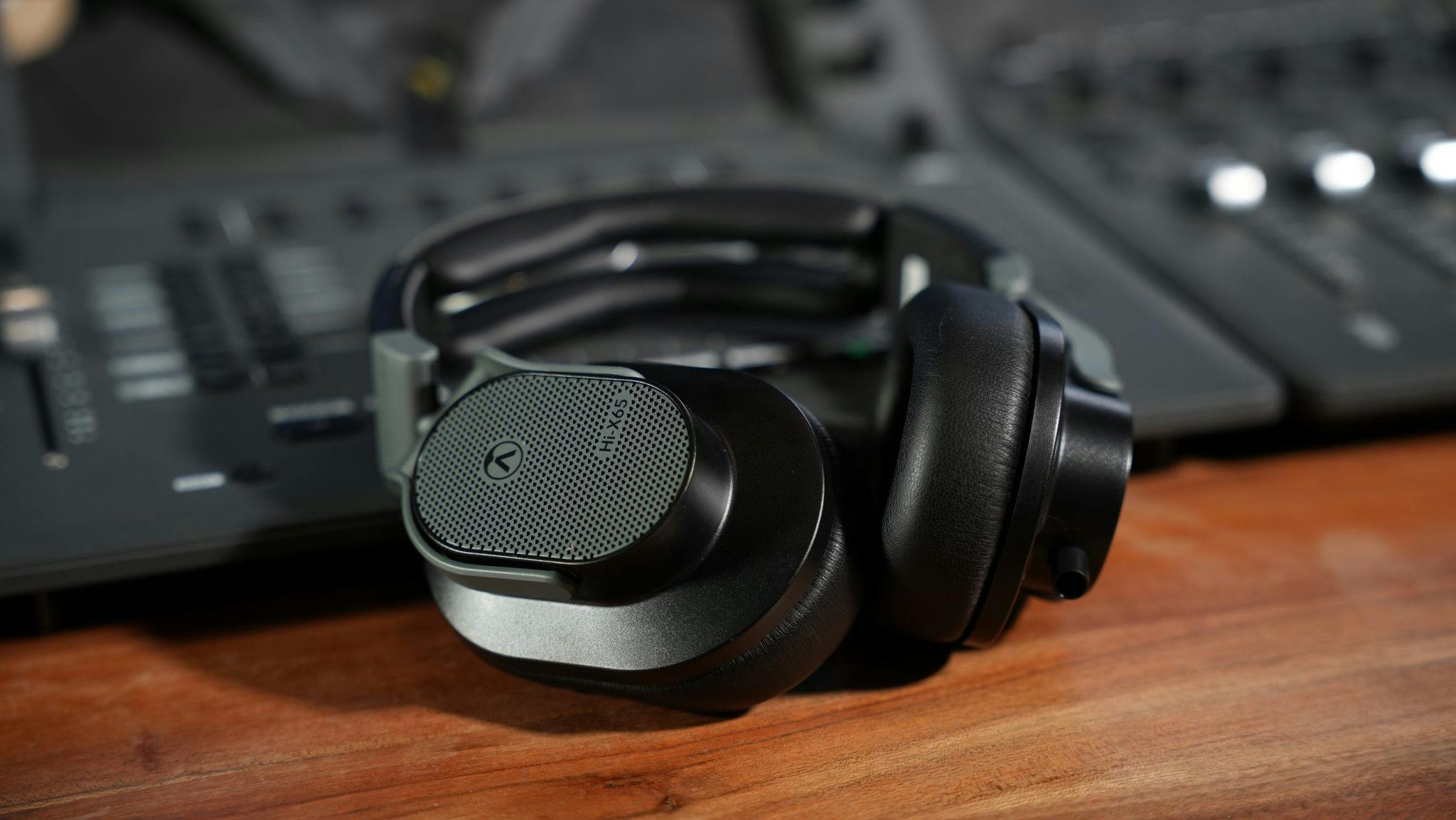 Austrian Audio Hi-X65 Studio Headphone Review - Sonarworks Blog